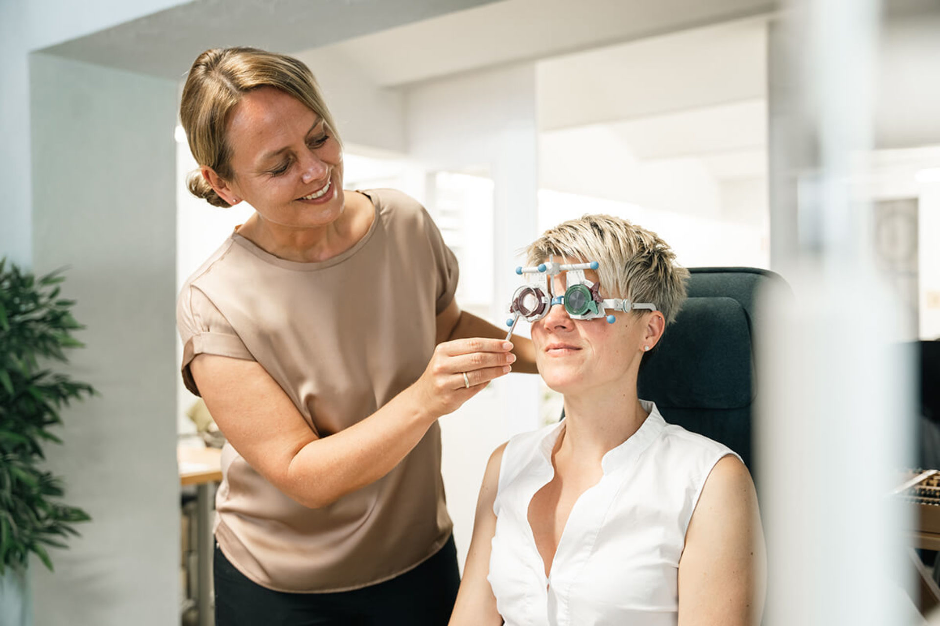 Optik Christel | Ihr Optiker für Brillen und Kontaktlinsen in Burgebrach